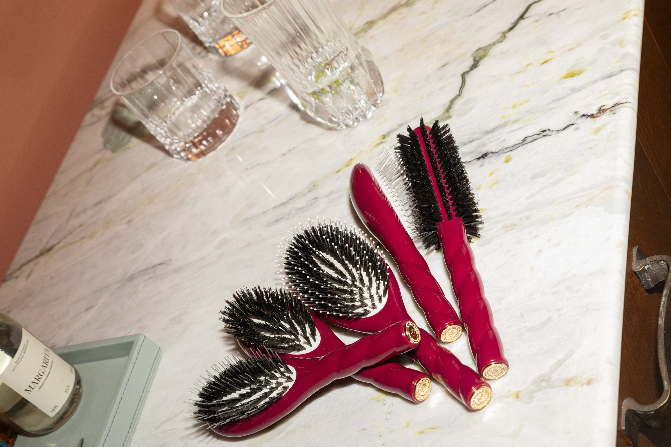 The Cherry Red Collection – La Bonne Brosse