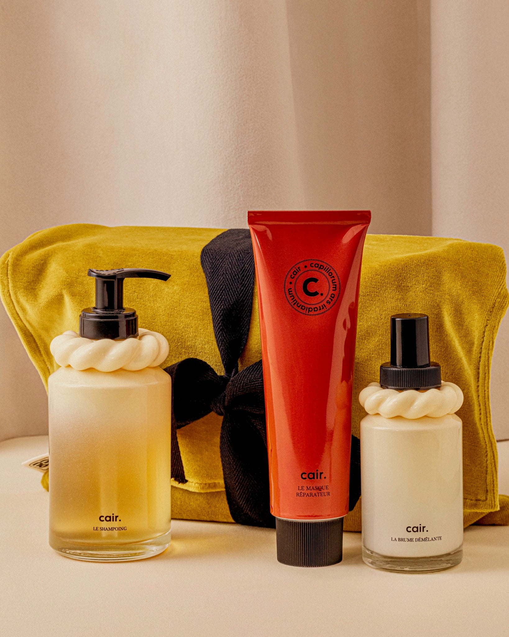 The Cair Restorative Routine and its Christmas Pouch – La Bonne Brosse