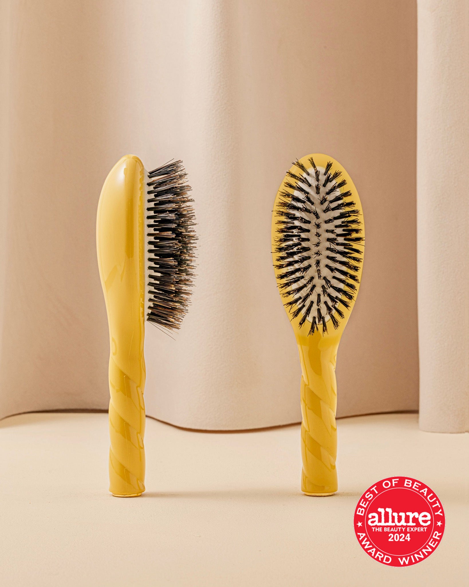 N.01 The Small Shine & Care Hair Brush The Universal Saffron Yellow ...